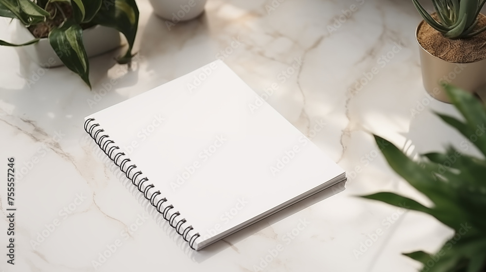 Bloc note blanc sur fond blanc. Mock-up. Papier, cahier, business ...