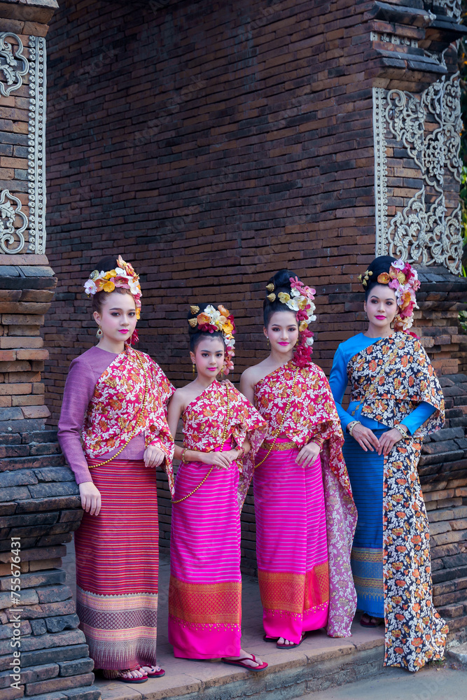 Pretty Asian women wearing ancient native Northern Thai dress costumes ...