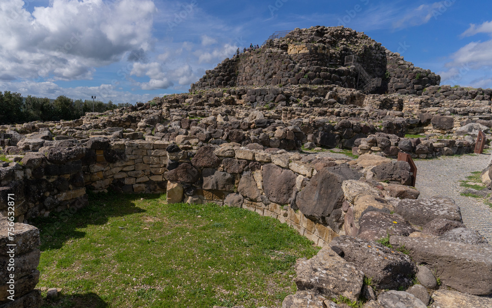 nuraghe barumini - su nuraxi nuragic complex su nuraxi in barumini in ...