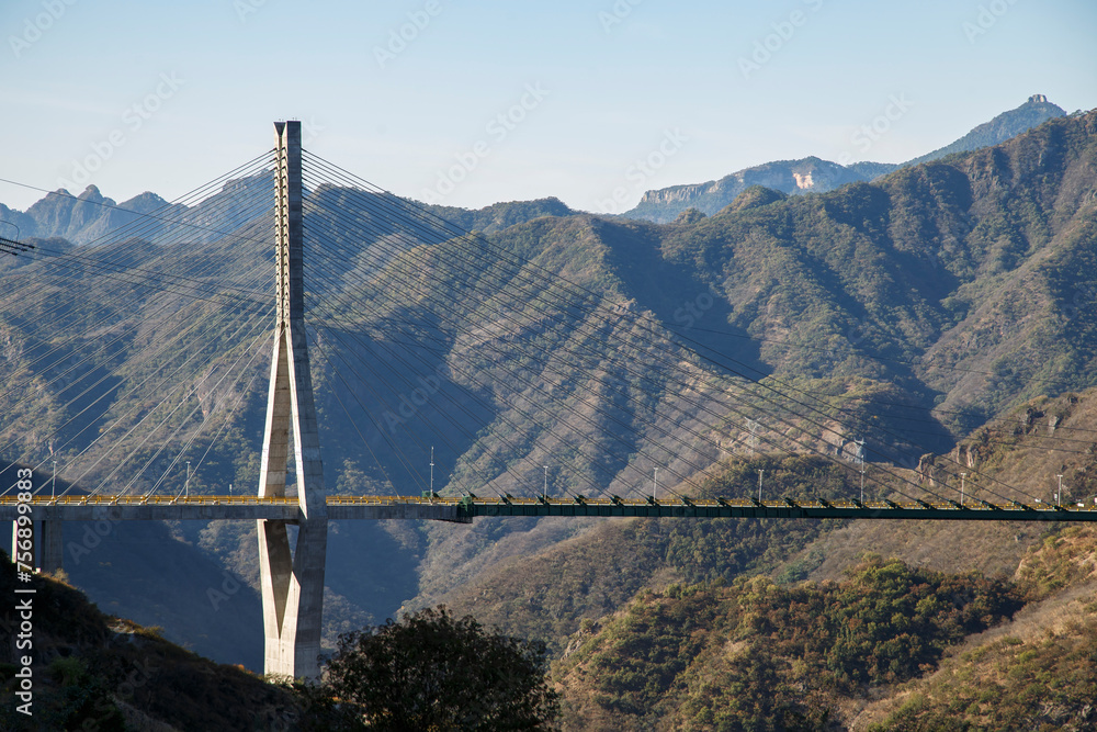 Puente Baluarte, el más alto del mundo, construcción atirantada de ...