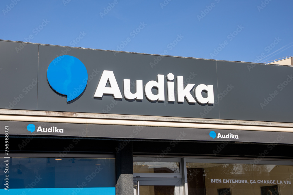 Foto de Audika logo text and sign facade entrance store medic hearing ...