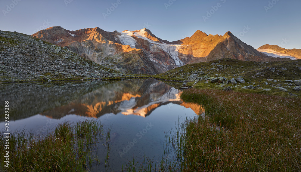 Wilder Freiger, Grünau, Stubaier Alpen, Tirol, Österreich Stock Photo ...