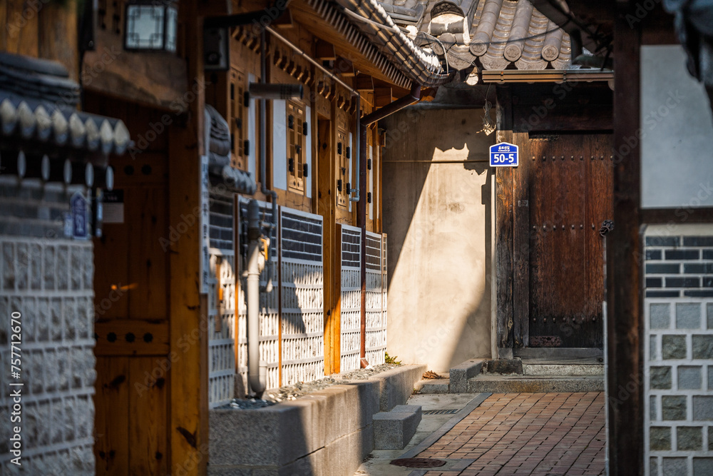 Traditional Korean building architecture of bukchon Hanok Village in ...