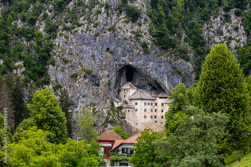 Predjama Castle, Predjamski grad or Grad Predjama » Postojna Cave Park ...