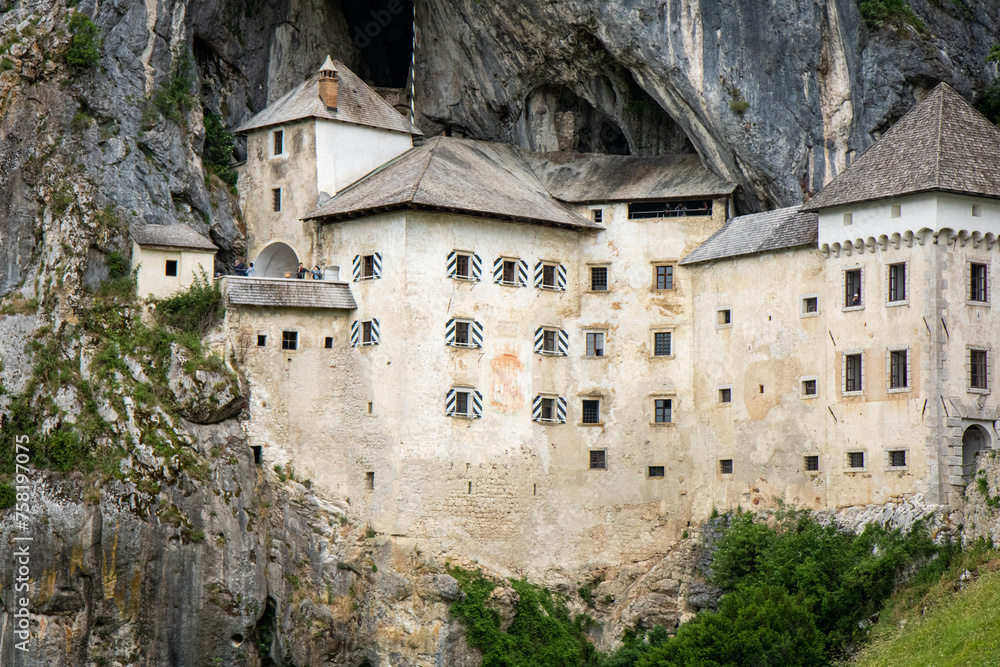 Predjama Castle, Predjamski grad or Grad Predjama » Postojna Cave Park ...