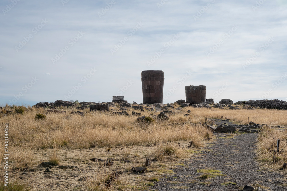 Chullpa (funeral tower) at Sillustani Cemetery, Hatuncolla, Puno Region ...