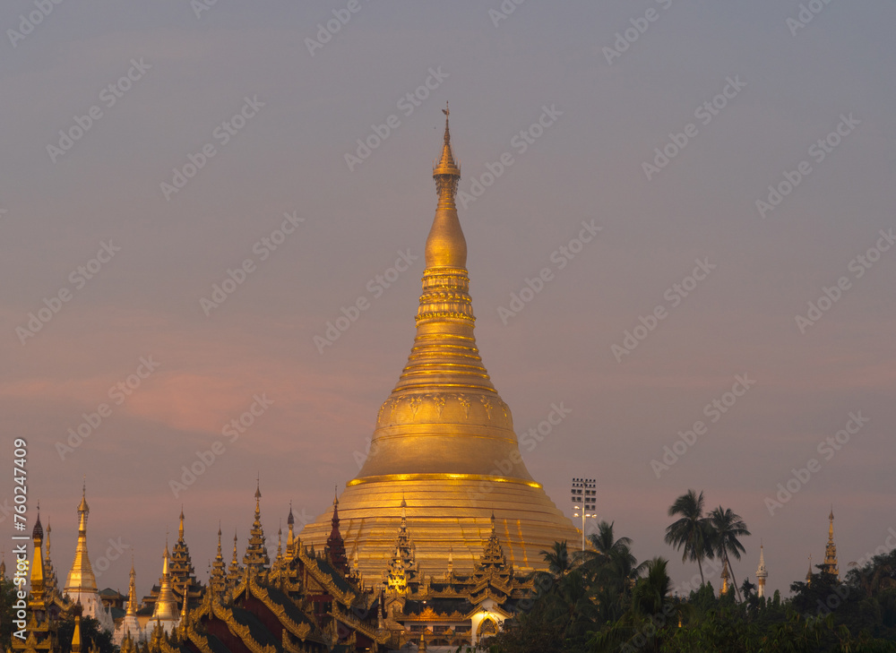Shwedagon Pagoda, Burmese temples of Bagan City, unesco world heritage ...