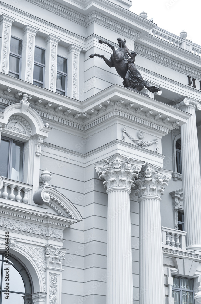 facade element new architecture, Corinthian order, fluted columns ...