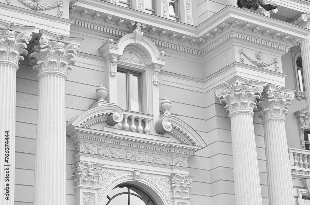 facade element new architecture, Corinthian order, fluted columns ...
