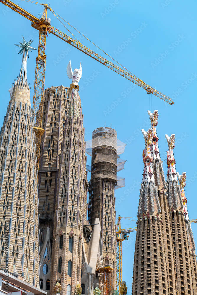 The Basílica Sagrada Família designed by Antoni Gaudí..Barcelona ...