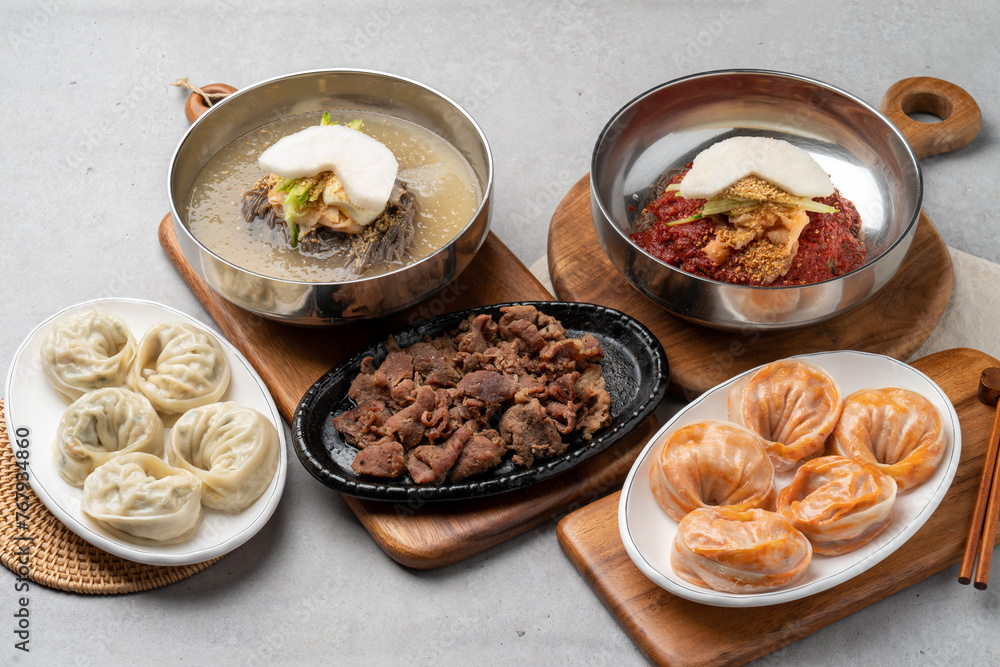 Korean food, Pyongyang, dumplings, cold buckwheat noodles, bibim ...
