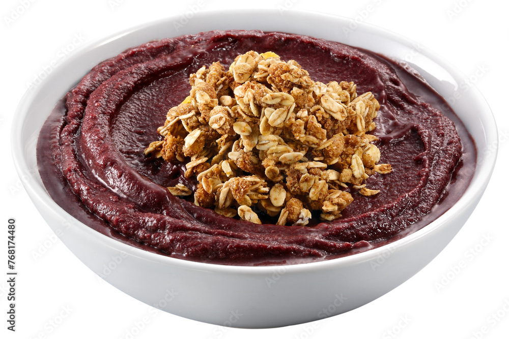 tigela com sobremesa brasileira de açaí doce acompanhado de cereais ...