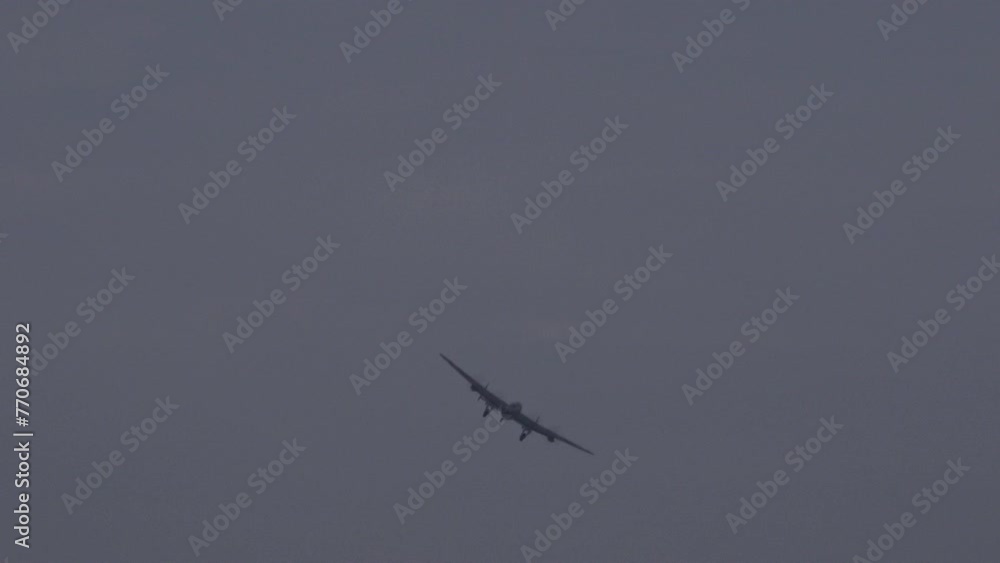 Avro Lancaster bomber world war 2 plane spitfire and Hawker Hunter in ...