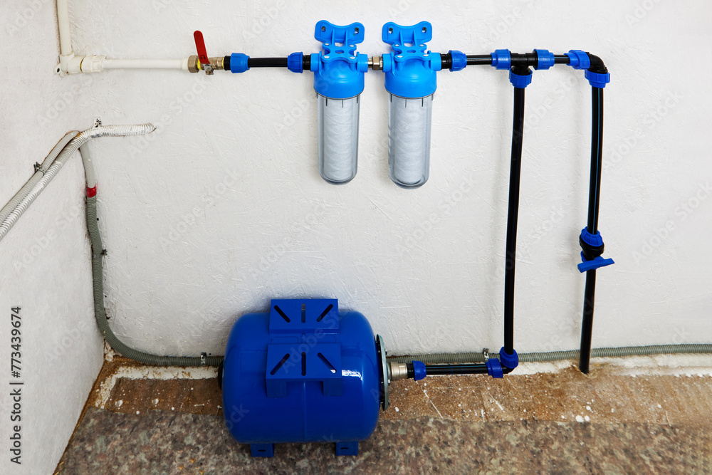 Pressure accumulator or reverse osmosis diaphragm storage tank, and ...