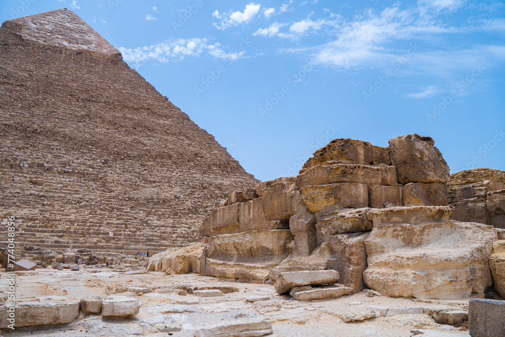 Giza Plateau, Pyramids of Egypt, Great Pyramid, History of Ancient ...