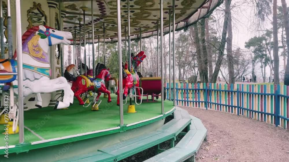 spinning carousel, horse carousel, amusement park, rides for children ...
