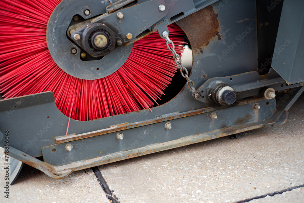 Main broom with hydraulic trailing arm of modern single-engine ...