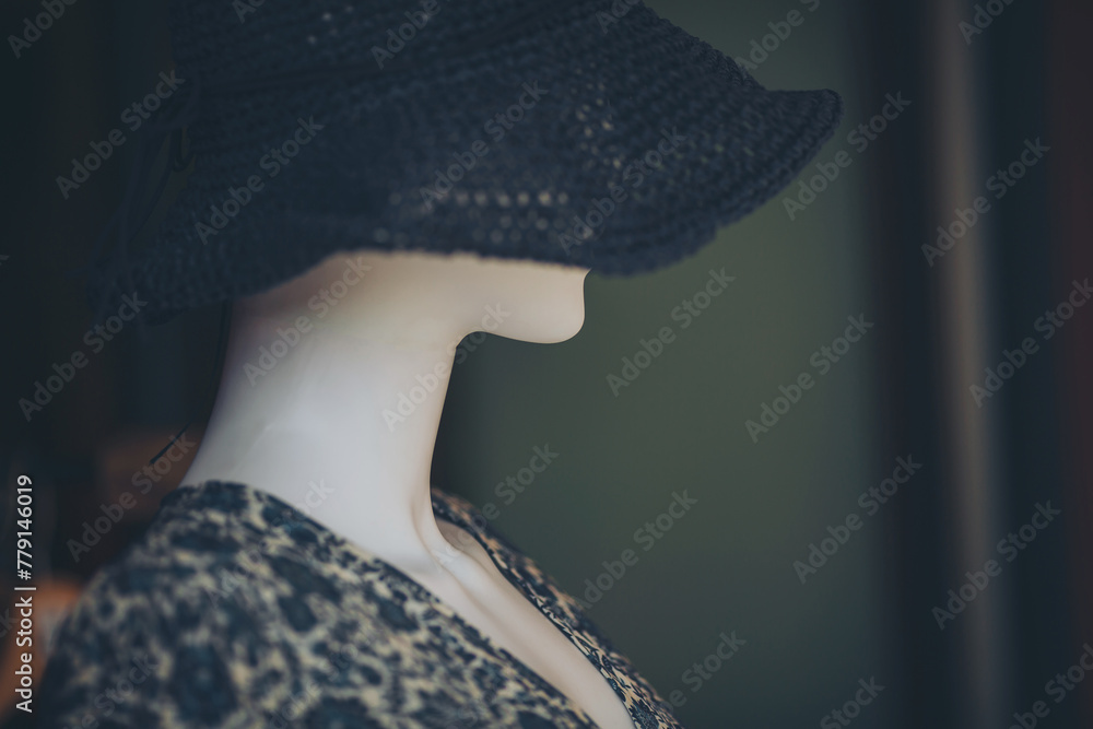 mannequin in fashion hat. elegant black hat. Mannequin head in hat shop ...