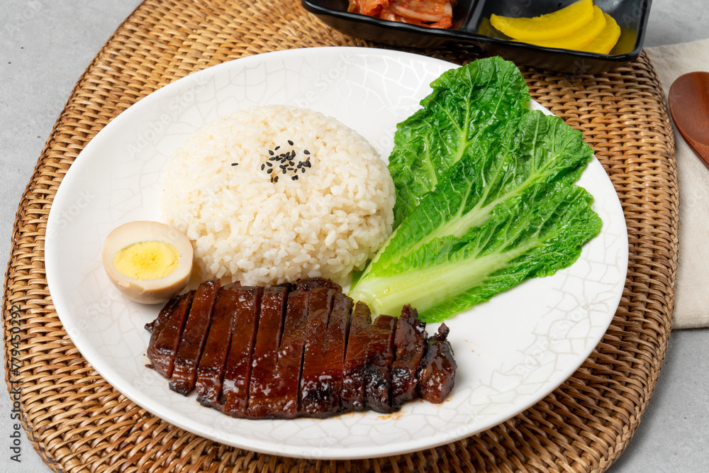 Korean food, bibimbap, oyster rice, mara oyster chicken, braised, Yuk ...