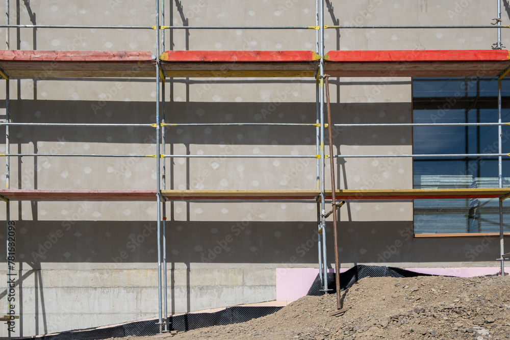 waterproof thermal insulation coatings on the Foundation of the bottom ...