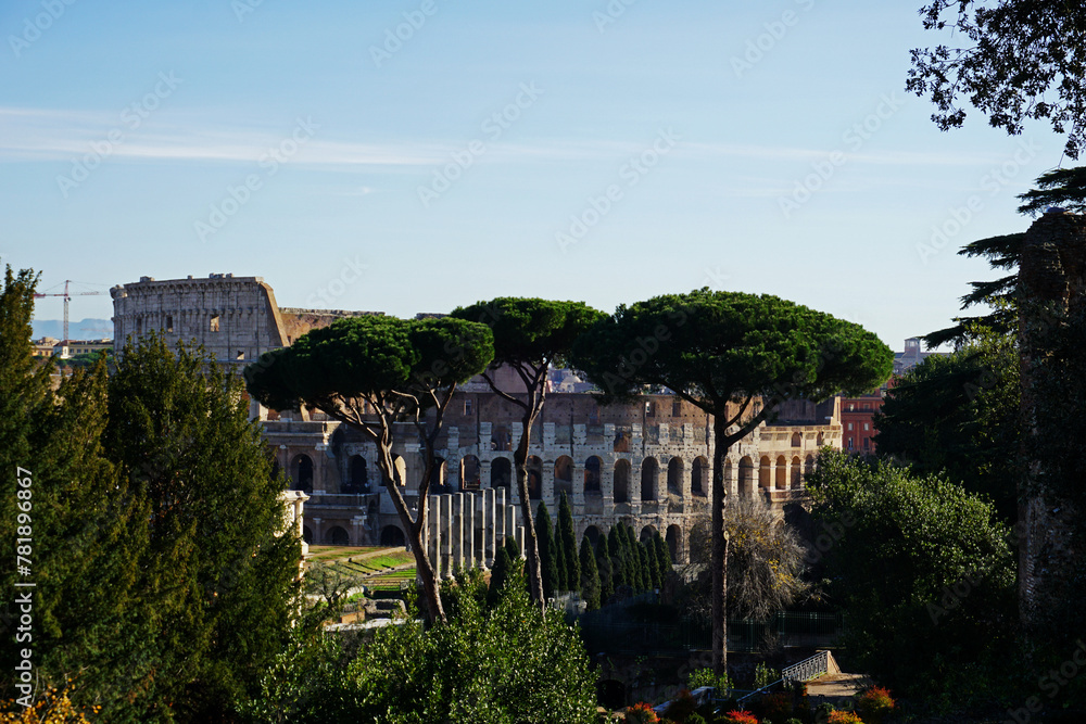 Exterior architecture and design of Colosseum (Coliseum), Oval Flavian ...