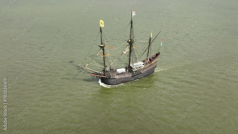 Old VOC sailing ship Halve Maen replica sailing at the Ketelmeer in ...