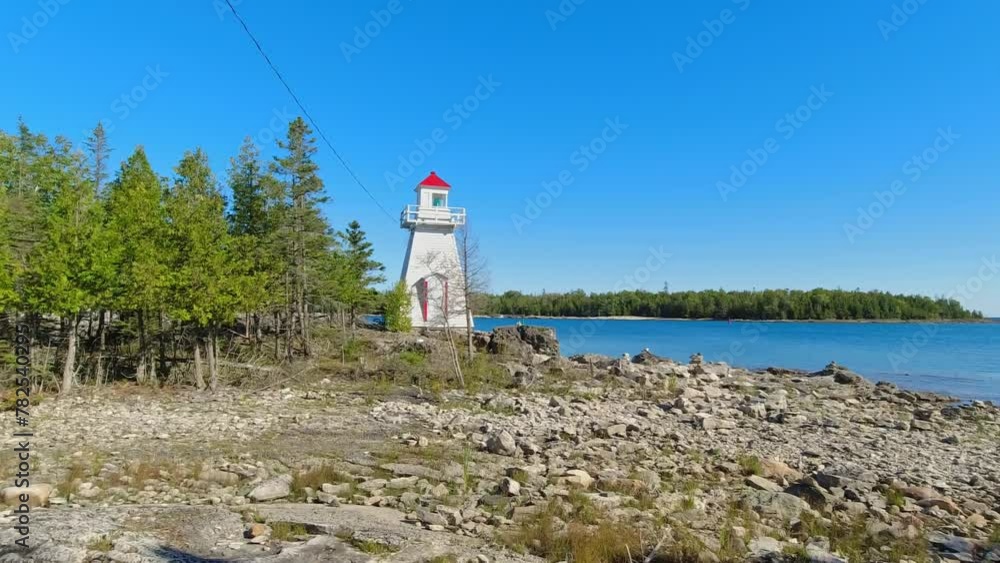 Vidéo Stock South Baymouth Range Front Lighthouse, located on ...