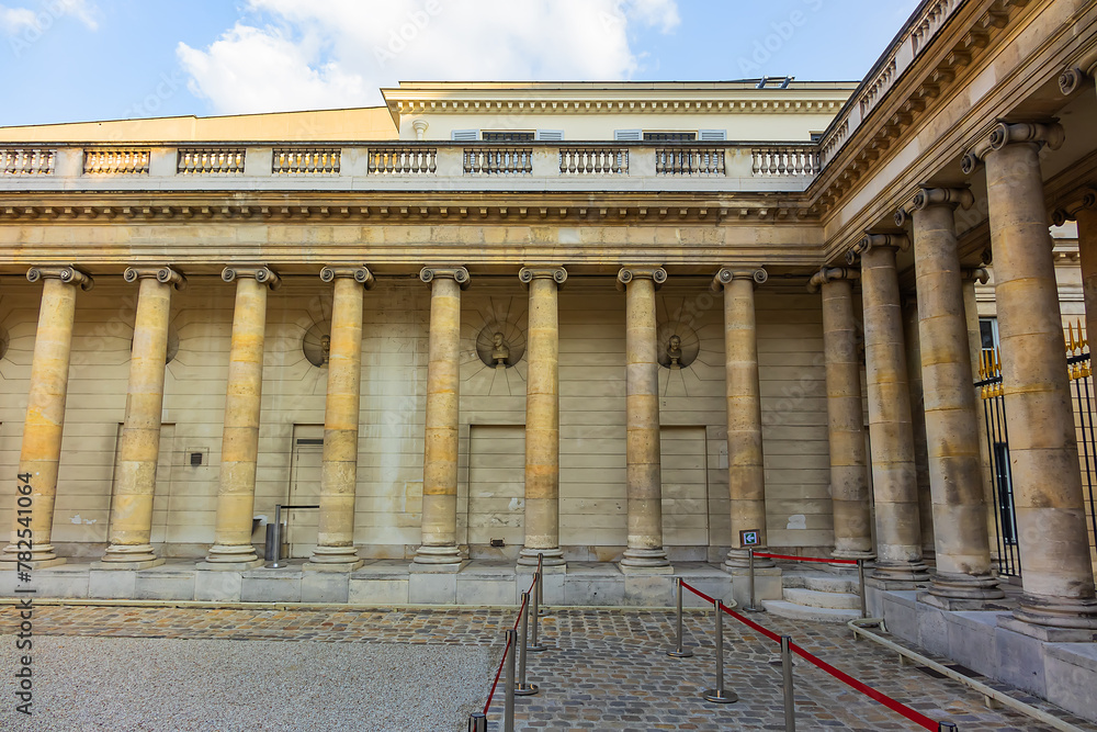 Palace of Legion of Honor (Palais de la Legion d'Honneur) in historic ...