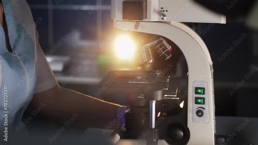 Vidéo Stock Modern laboratory microscope used in medical and ...