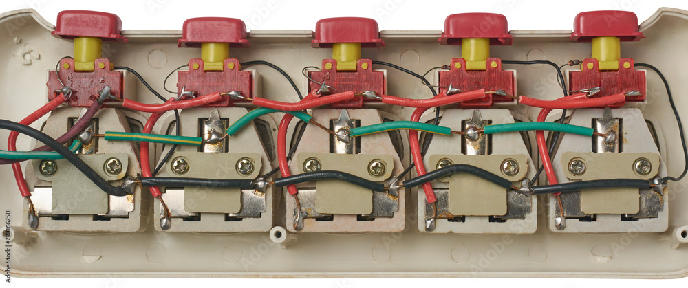 connection of multi socket extension board, wiring an electrical outlet ...