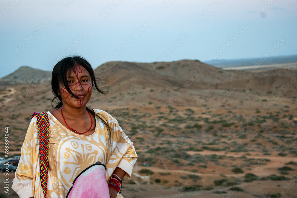joven guajira de la etnia wayuu, quienes viven al norte de Colombia ...