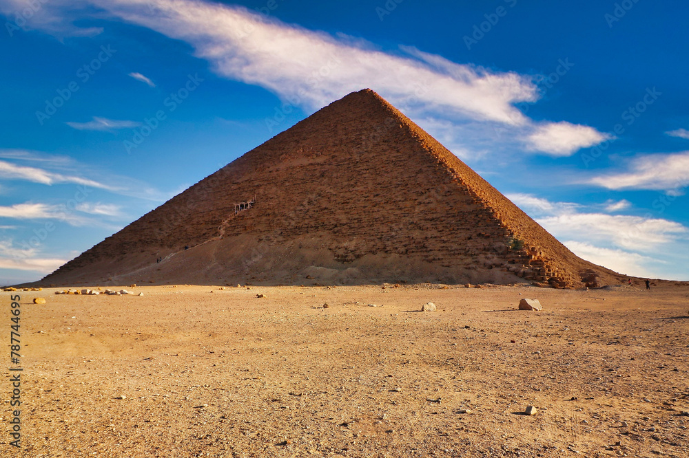 Red Pyramid is one of the greatest accomplishments in pyramid building ...