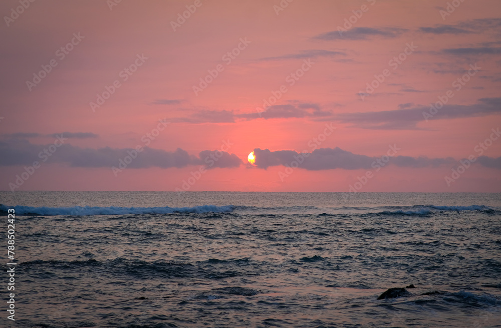Sunrise by the Diguisit Beach (Dimadimalangat Rock Formation), Baler ...