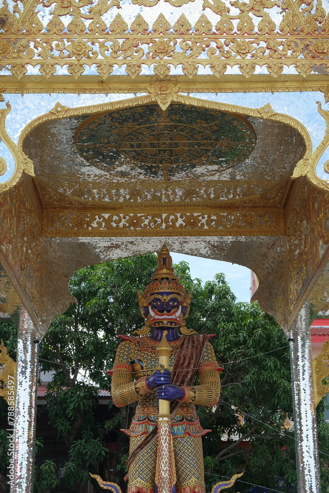 thai paintingมbuddha statue in temple,thai temple,Thao Wessuwan ...