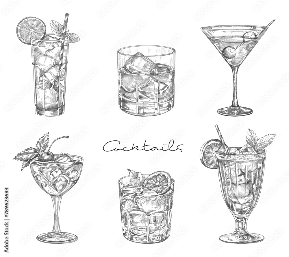 Hand drawn cocktail. Alcoholic drinks in glasses. Sketch juice ...