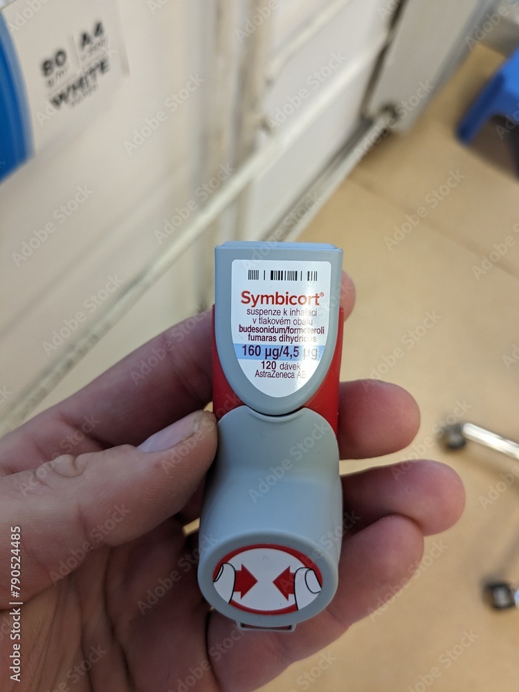 Foto de Prague,Czech republic-May 2 2024:Symbicort pressurised inhaler ...