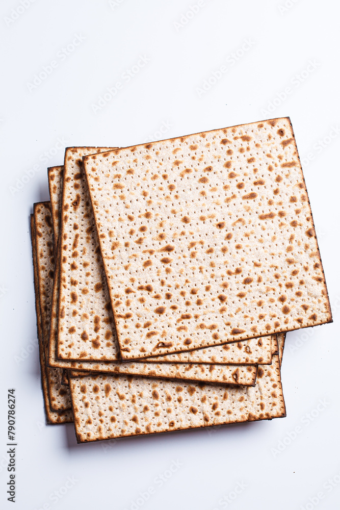 Matzah on white background. Traditional bread for the Jewish holiday of ...