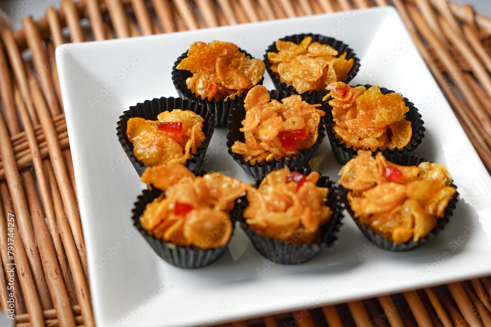 Honey Cornflakes (Cornflakes Madu) a popular cookies in Malaysia during ...