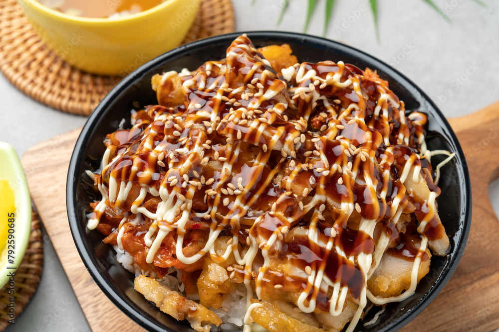 Korean food, stir-fried pork, spicy, anchovy, gimbap, side dish ...