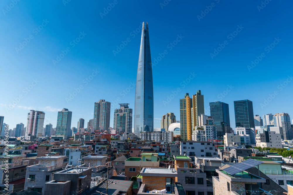 Seoul cityscapes, skyline, high rise office buildings and skyscrapers ...
