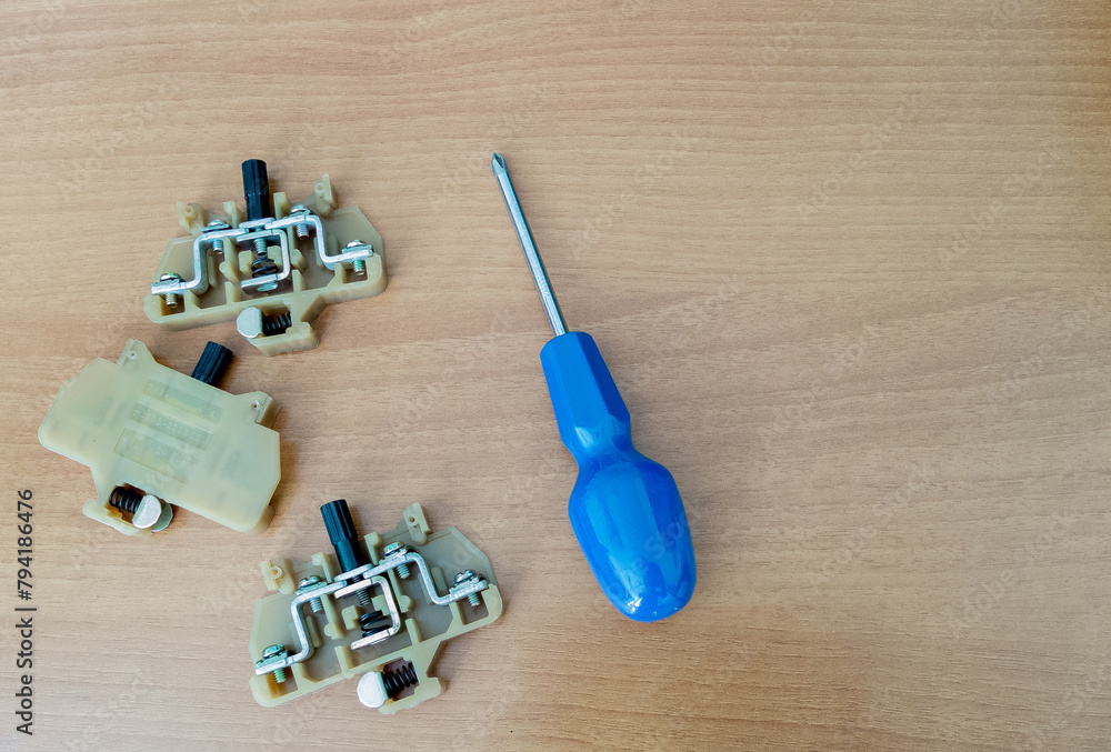 Terminals for din rail. Electricity terminal strip on DIN rail for ...