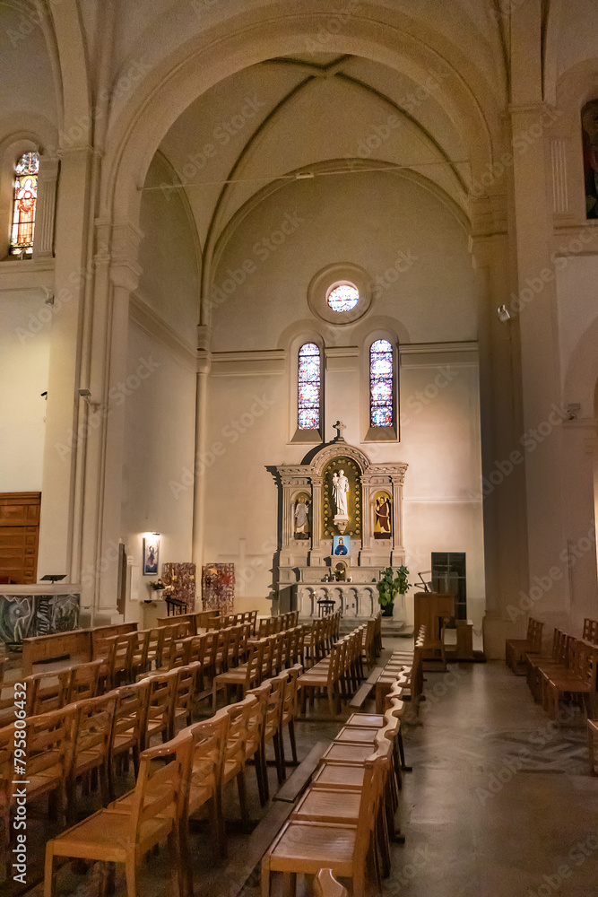 Interior of Sanctuary of the Sacred Heart (Sanctuaire du Sacre Coeur ...