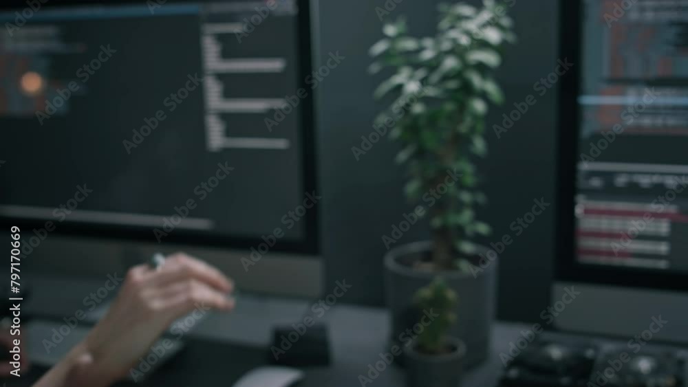 Vidéo Stock Close-up slowmo of hands of African American male and ...