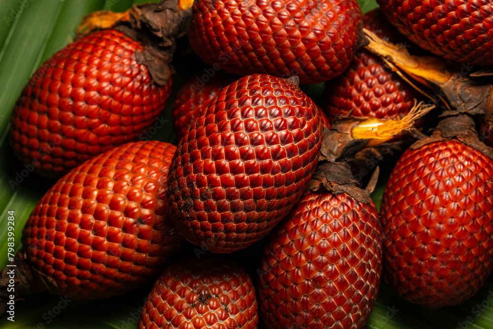 Foto de AGUAJE, A VERY CONSUMED FRUIT IN THE AMAZON REGIONS, AGUAJE OR ...