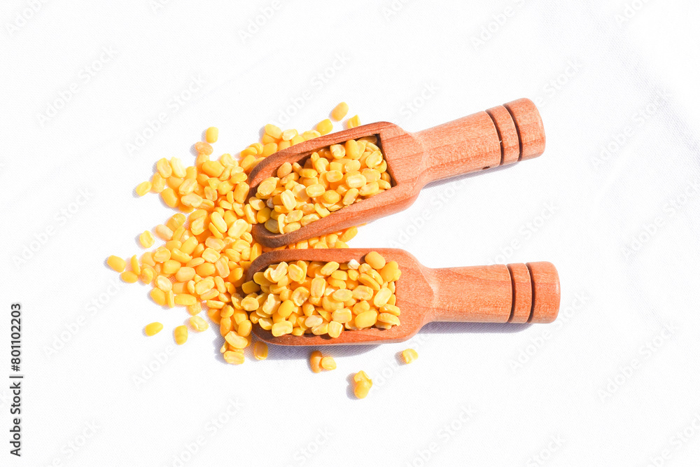 Traditional Indian deep-fried moong dal namkeen - The mung bean ...