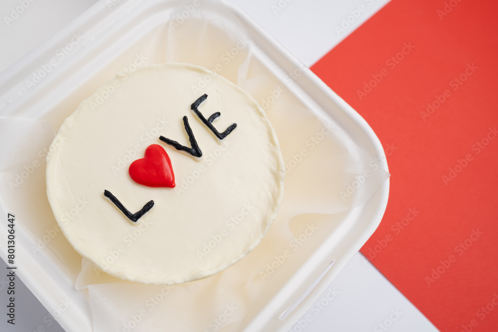 Bento cake with the words "Love and Hearts". A cute dessert gift for ...