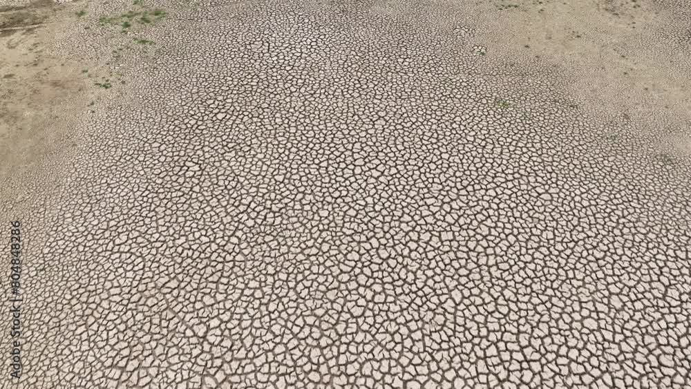 Vidéo Stock Captured by drone, the parched expanse below lays bare the ...