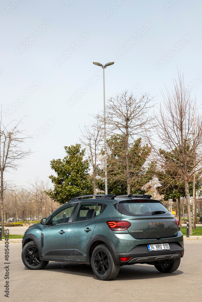 Dacia Sandero Stepway Extreme is a compact car that combines ...