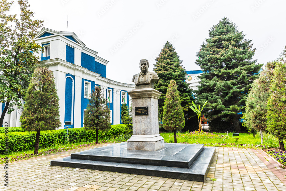 Dushanbe, Tajikistan - May 01, 2024: Bust of the famous orientalist ...