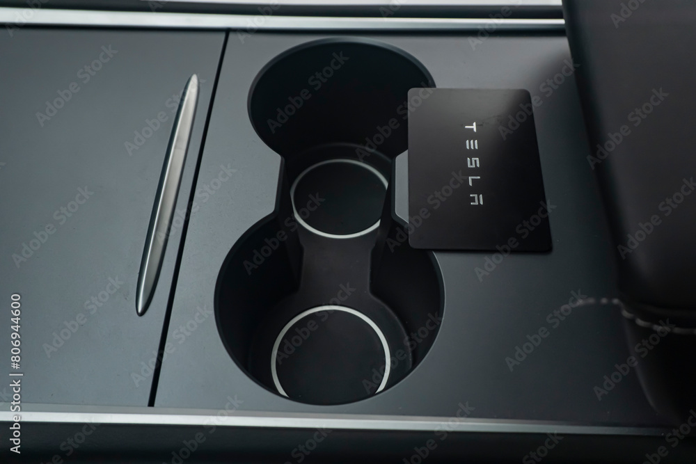 Tesla Model Y center console view, unlock car card - Tesla keycard view ...